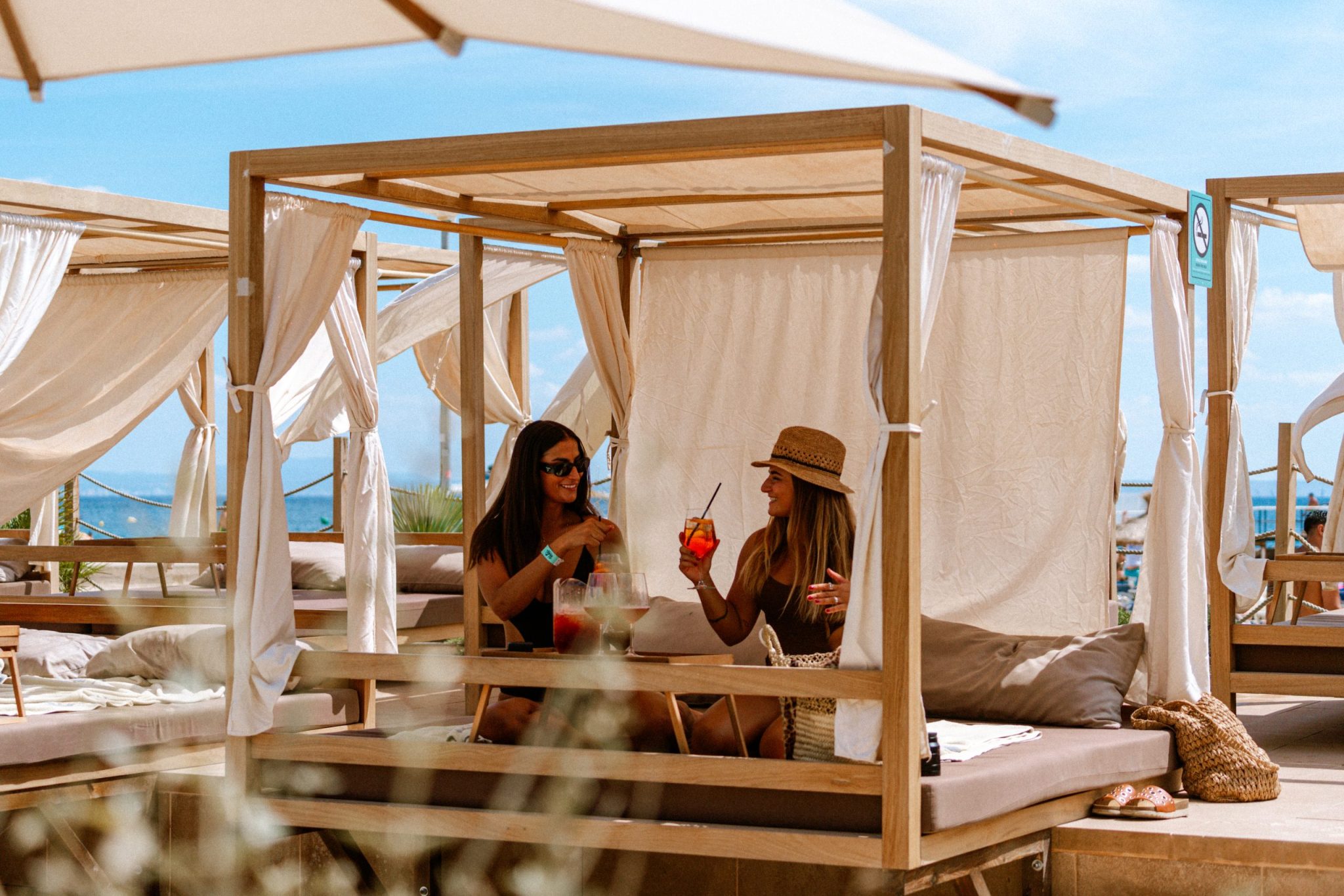 Hadley´s Club • Beach Club Mallorca